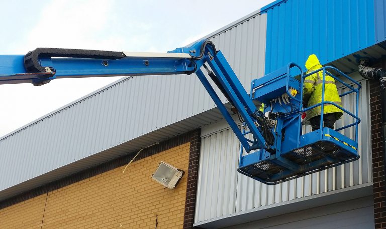 Cladding Coating & Roof Fixing Encapsulation Work